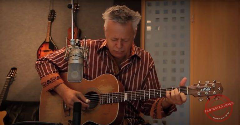 Greatest Acoustic Guitar Players
